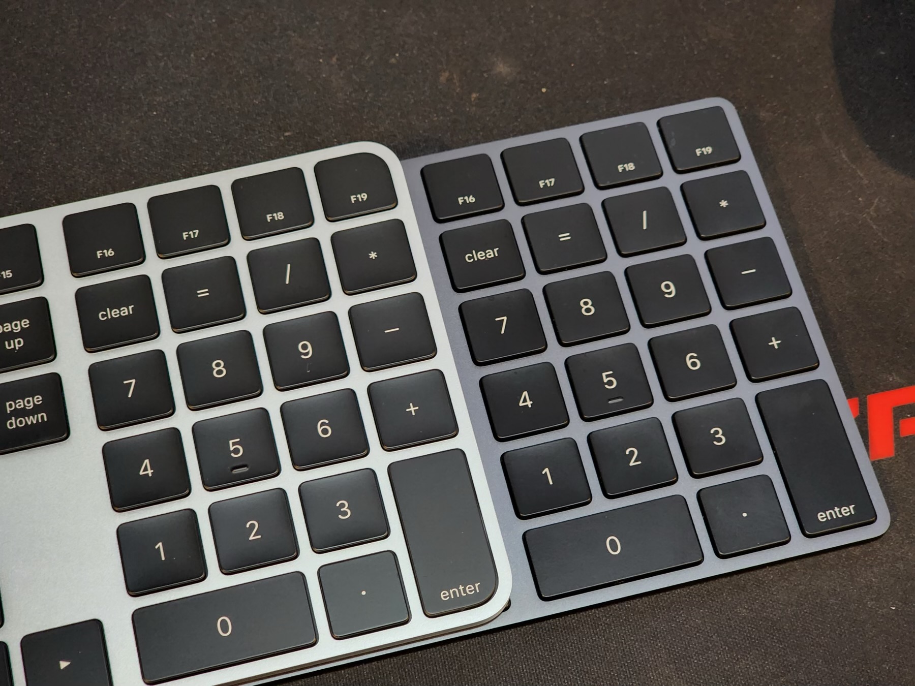 New Black Magic Keyboard with Touch ID Photos | MacRumors Forums New Black Magic Keyboard with Touch ID Photos | MacRumors Forums