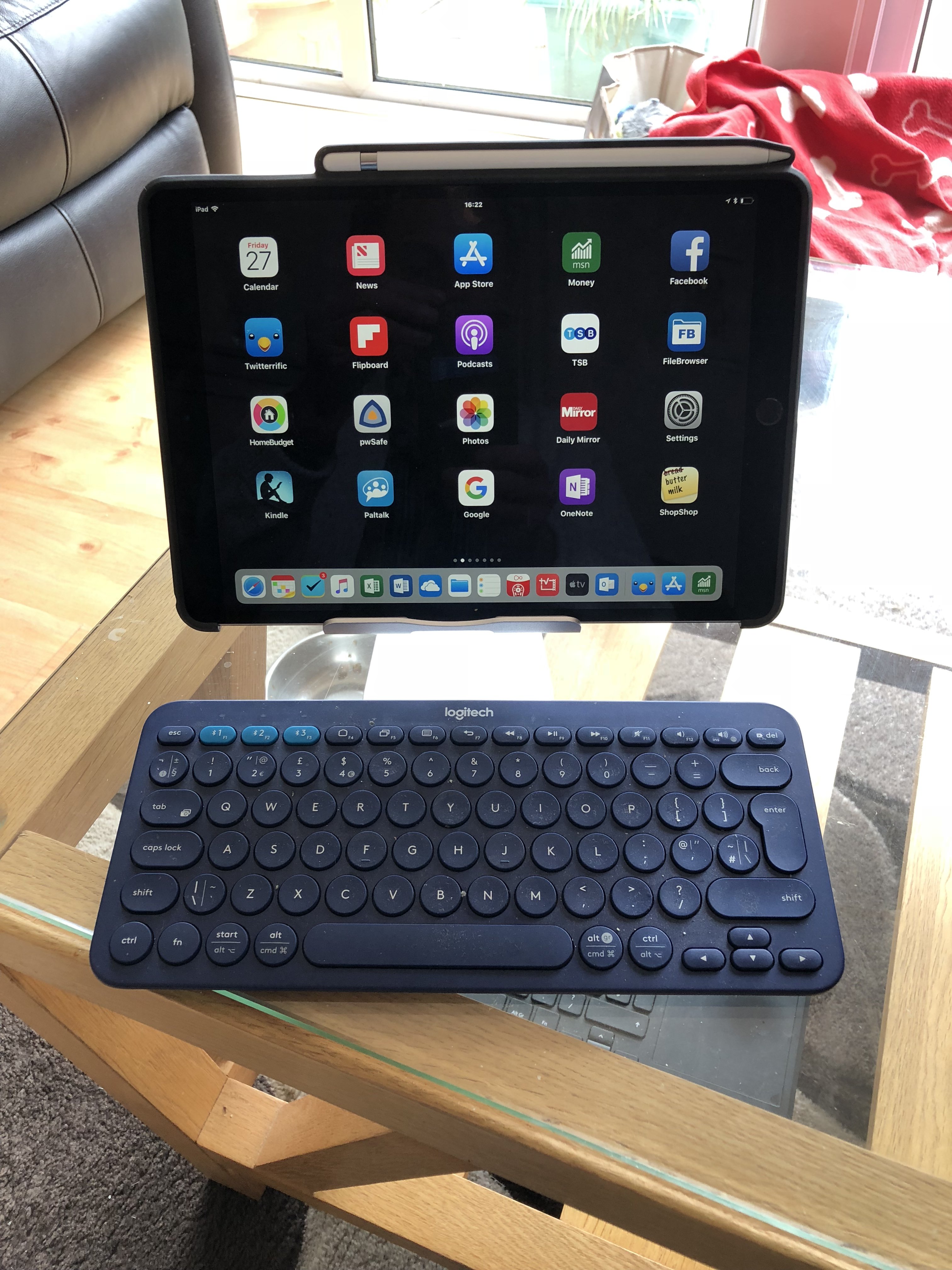 My perfect setup! | MacRumors Forums My perfect setup! | MacRumors Forums