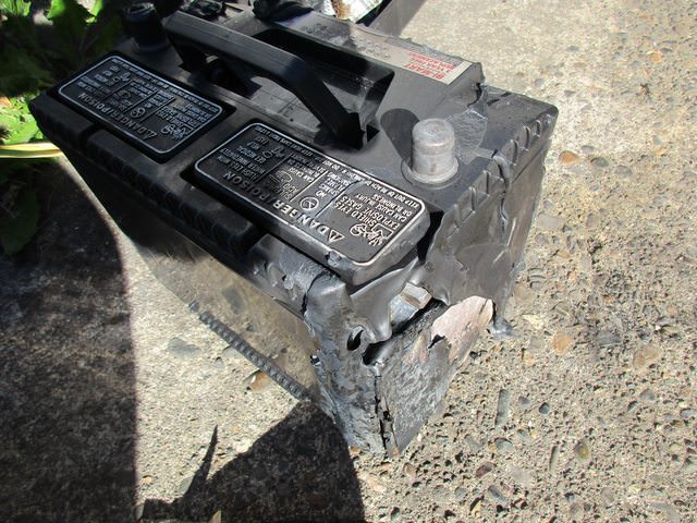 Car batteries can explode? | MacRumors Forums